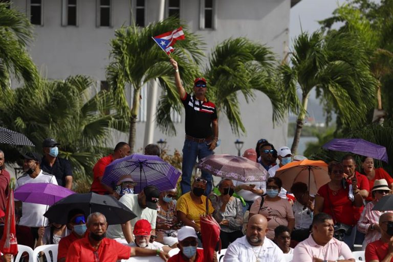 Puerto Rico conmemora los 70 años de su estatus político con patente ...