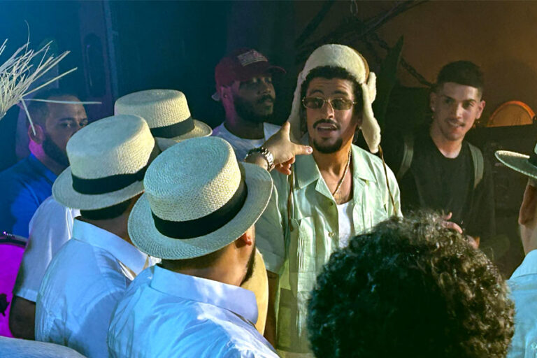 La importancia de que Bad Bunny reivindique la identidad cultural de ...